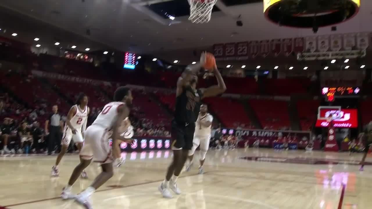 Brandon Love skies for big slam dunk - ESPN Video