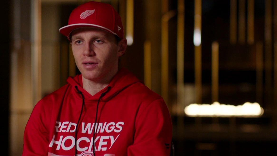 'Showtime in Hockeytown': The Return of Patrick Kane - ESPN Video