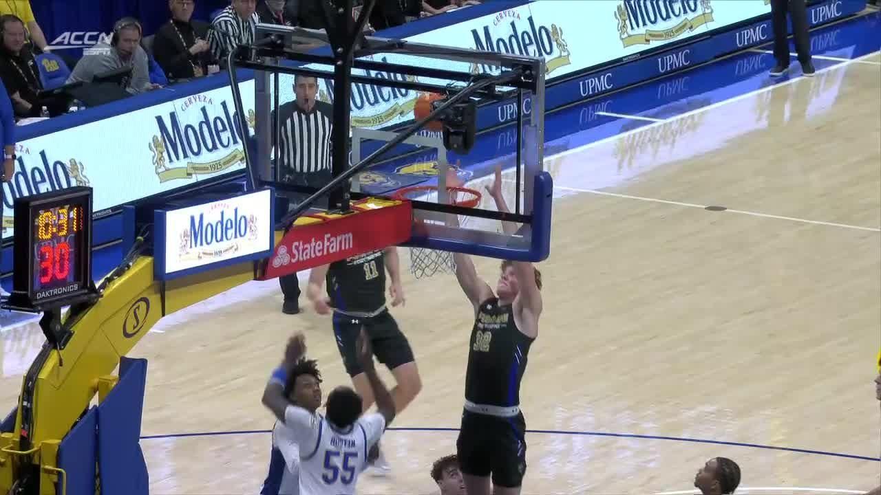 Eric Mulder elevates for slam vs. Pittsburgh Panthers - ESPN Video