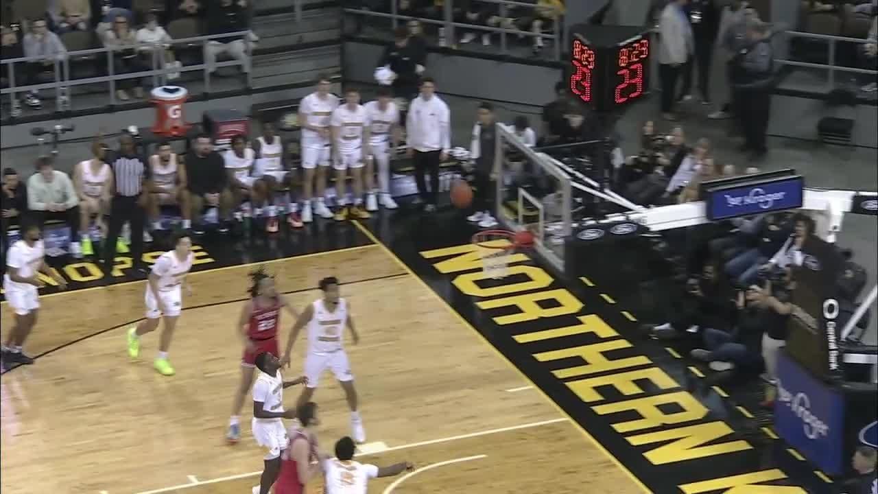 Jaylen Bates shows off the swagger with deep 3 - ESPN Video