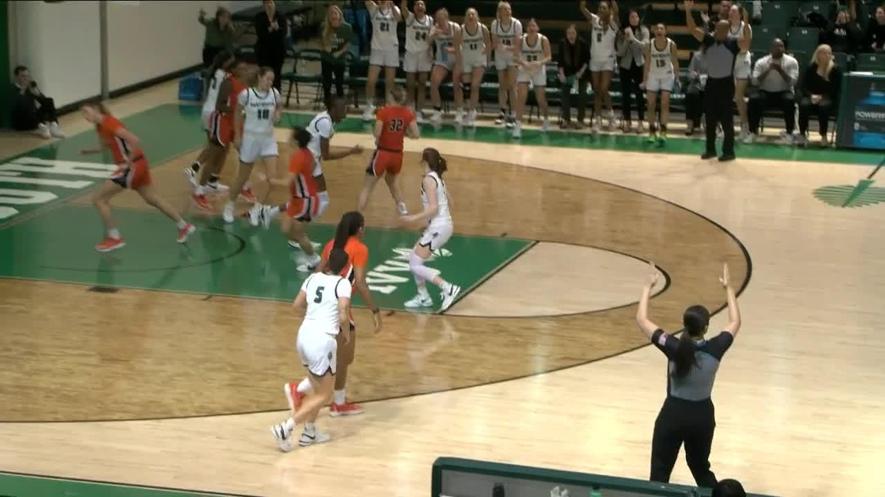 Mia Curtis drills the trey - ESPN Video