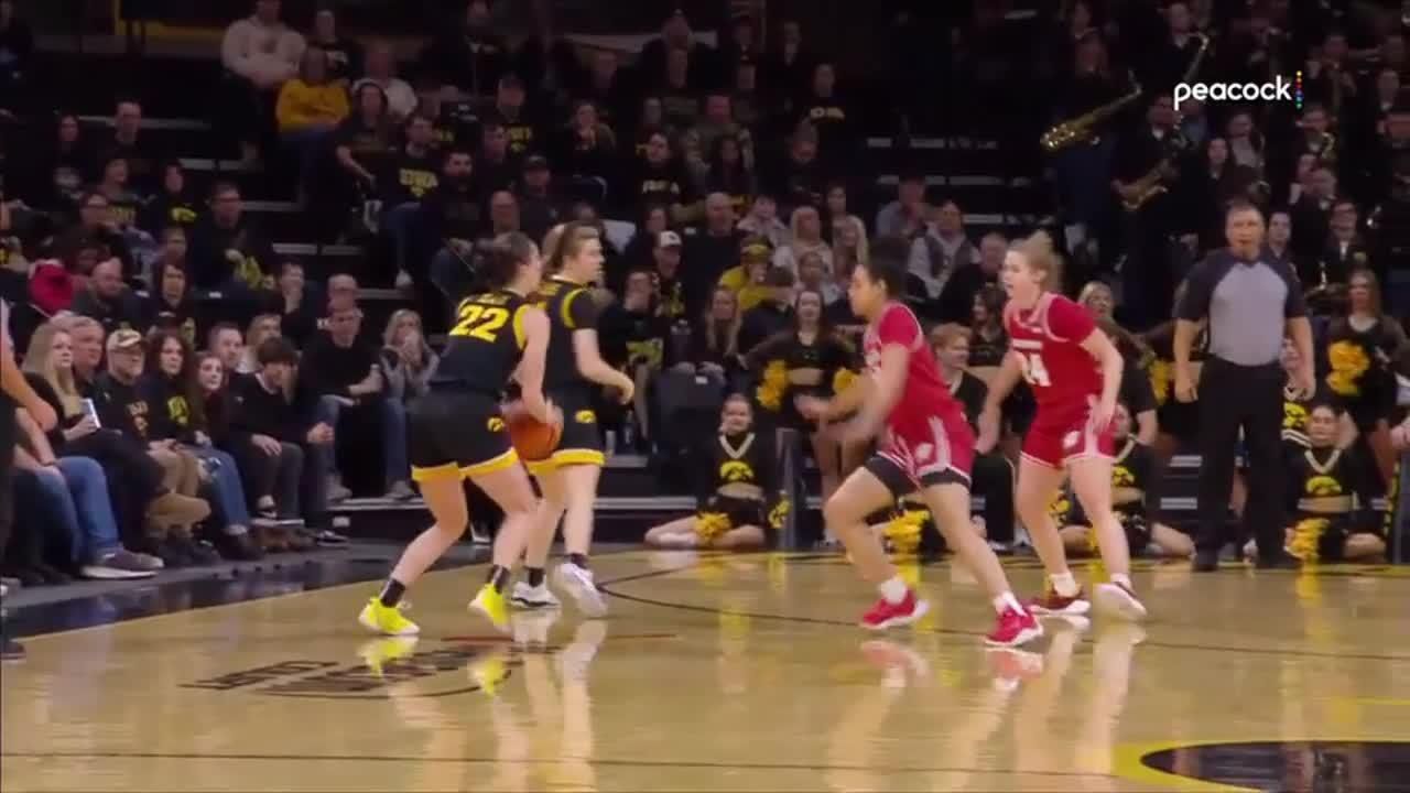 Clark shows off range on 1st-quarter 3 - ESPN Video