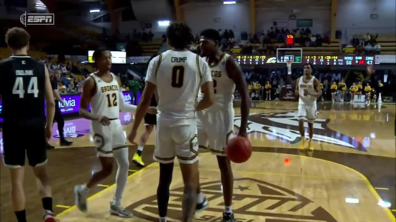 Anthony Crump throws down powerful slam vs. Eastern Michigan Eagles ...