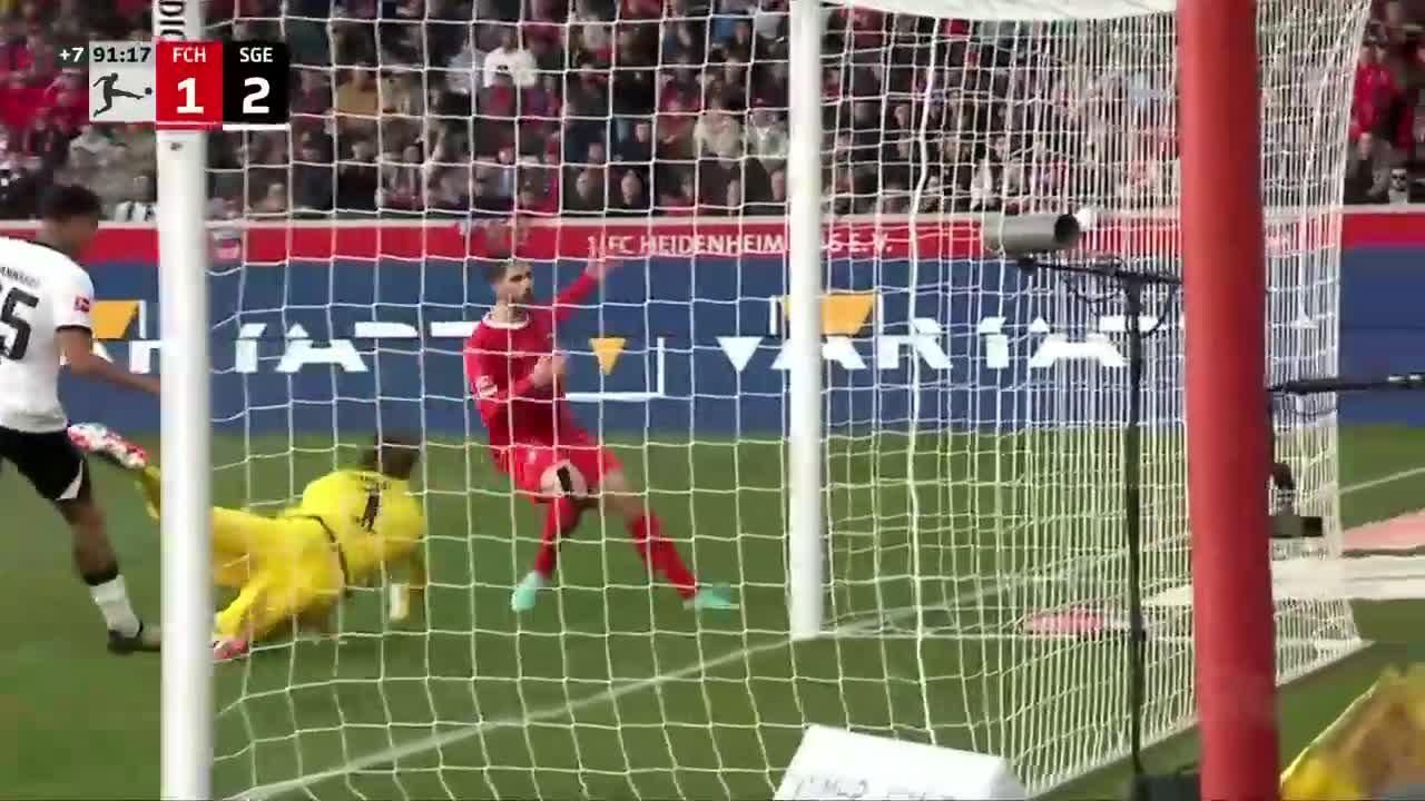Kevin Trapp makes a great save - ESPN Video