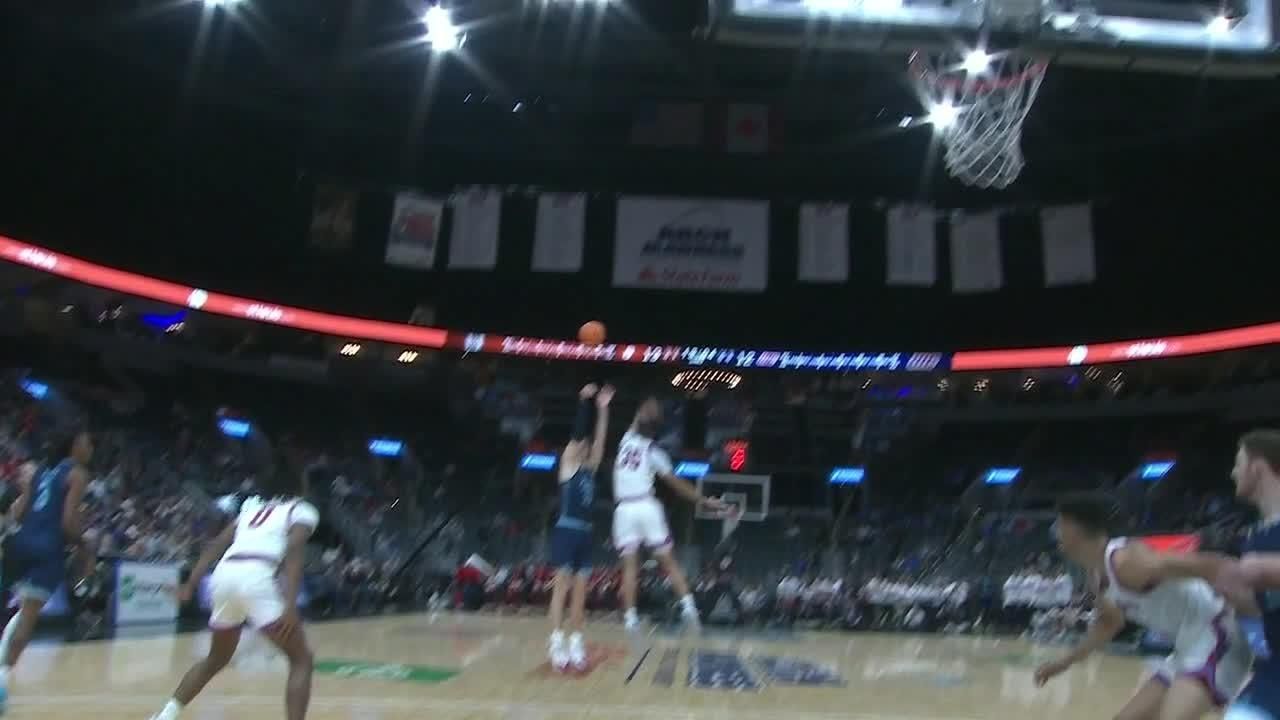 Darius Hannah with the massive block at the rim - ESPN Video