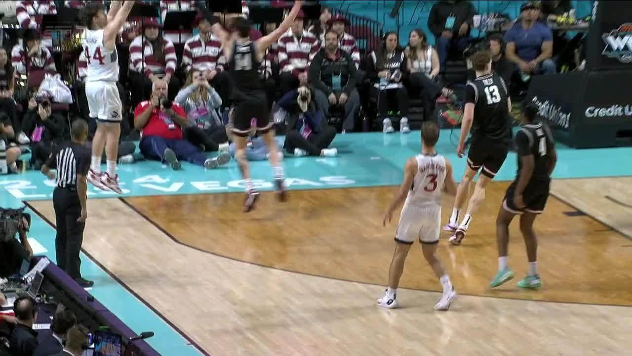 Alex Ducas buries a corner 3 for Saint Mary's - ESPN Video