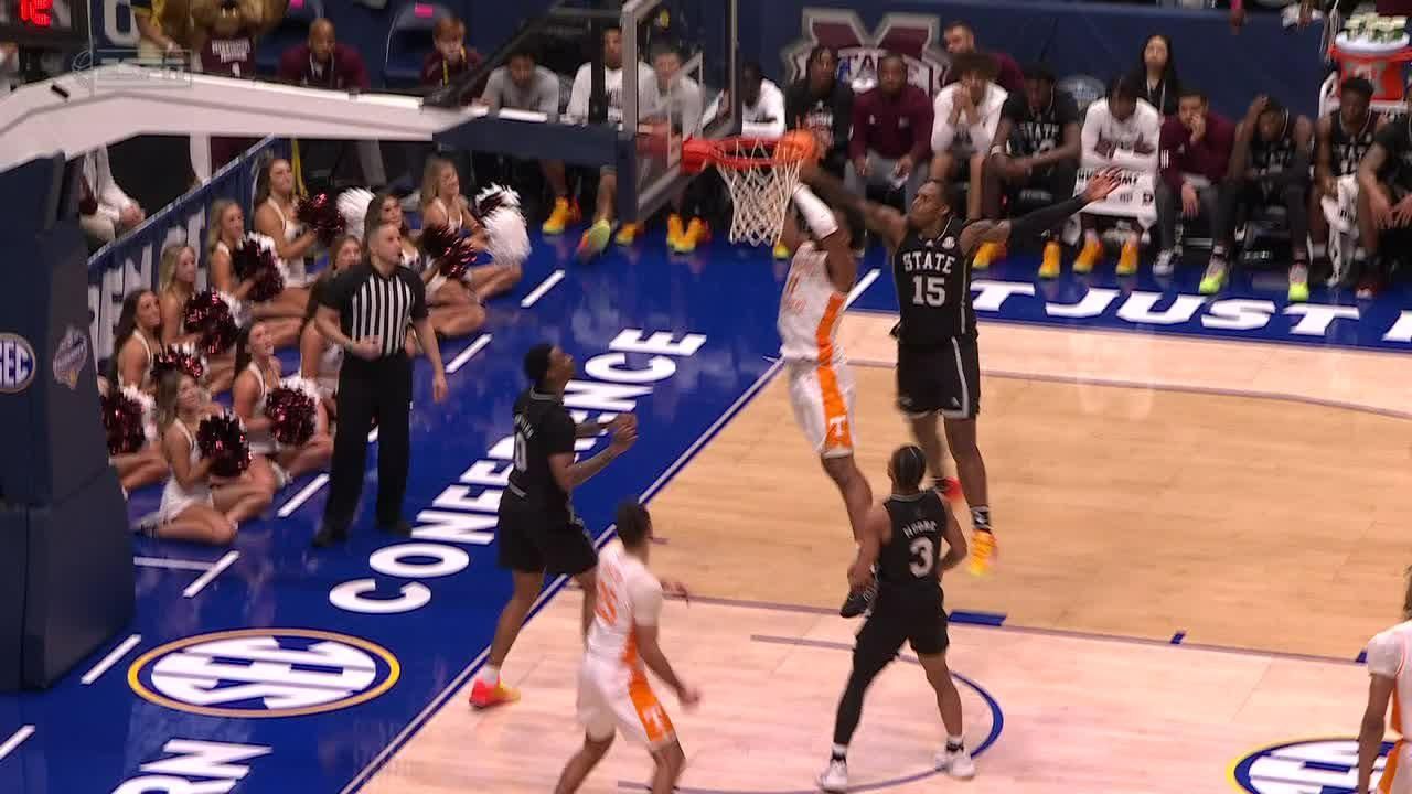 Jimmy Bell Jr. rises up for an emphatic block - ESPN Video