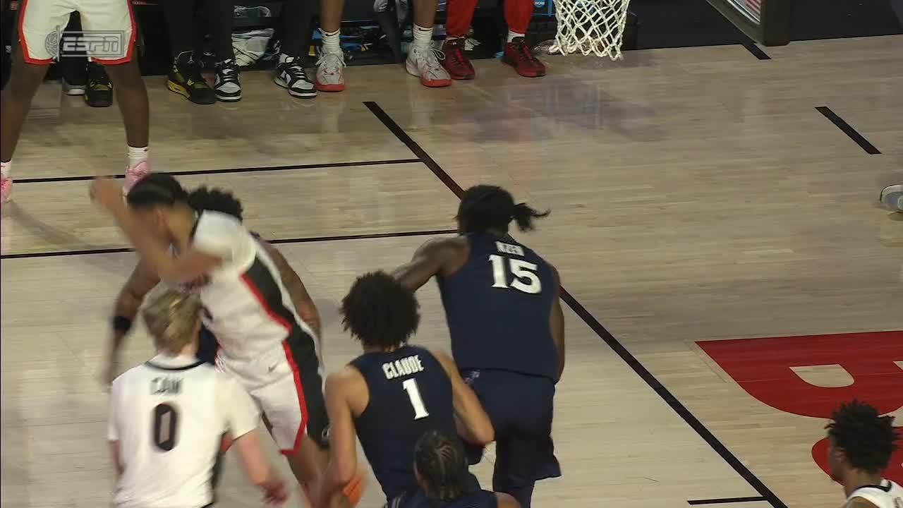 Kachi Nzeh elevates for the big-time swat - ESPN Video