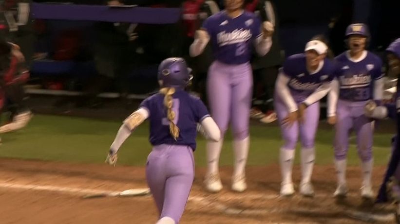 Rylee Holtorf hits walk-off HR for Washington - ESPN Video