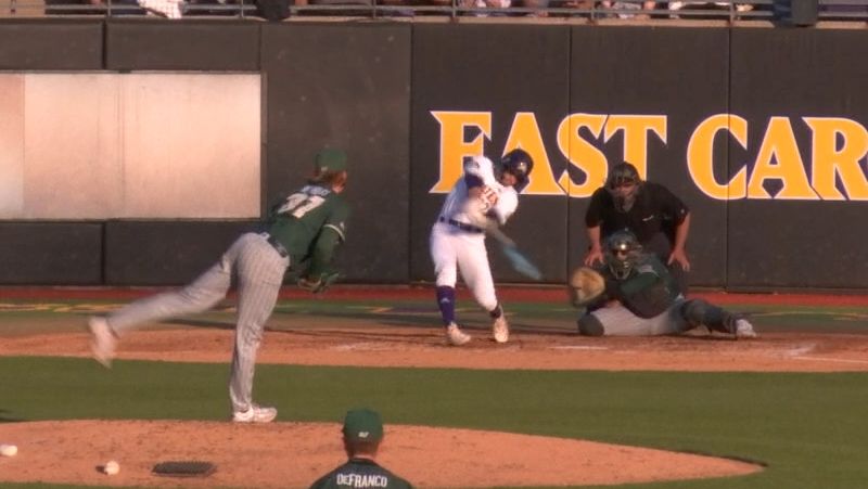 Ryley Johnson hits 2-run HR to give East Carolina 3-0 lead - ESPN Video
