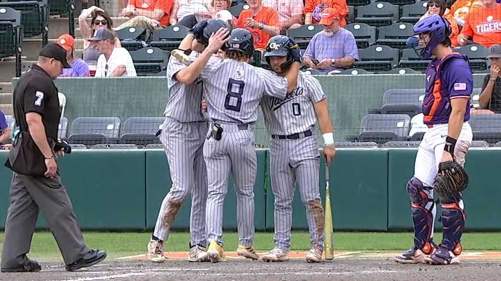 Drew Burress' 3-run HR pulls Georgia Tech within 1 - ESPN Video