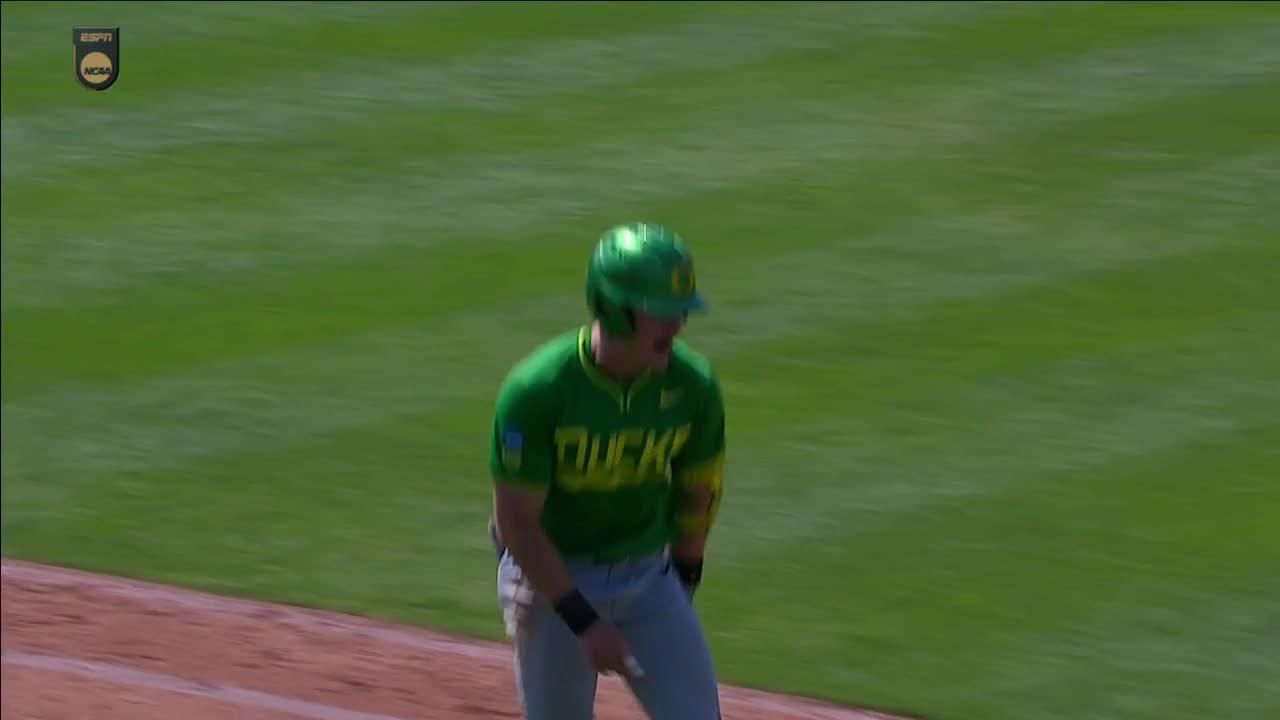 Bryce Boettcher crushes go-ahead homer for Oregon - ESPN Video