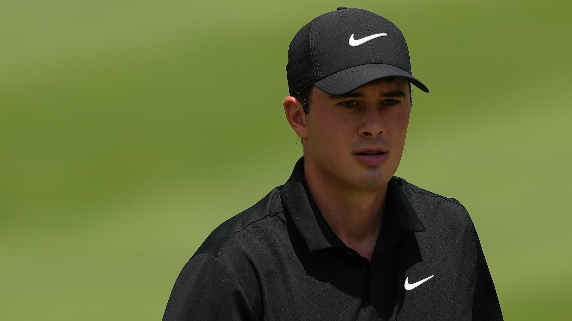 Davis Thompson's stellar approach over the trees sets up birdie - ESPN ...