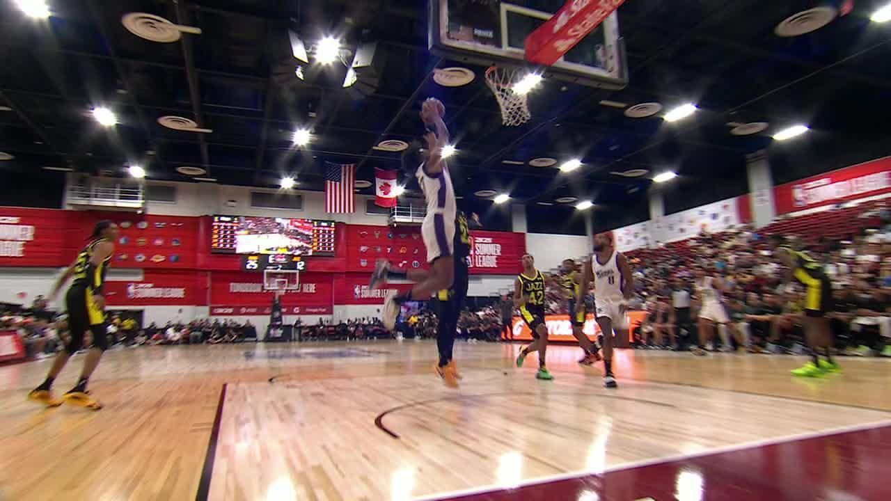 Isaac Jones throws it down for Kings - ESPN Video