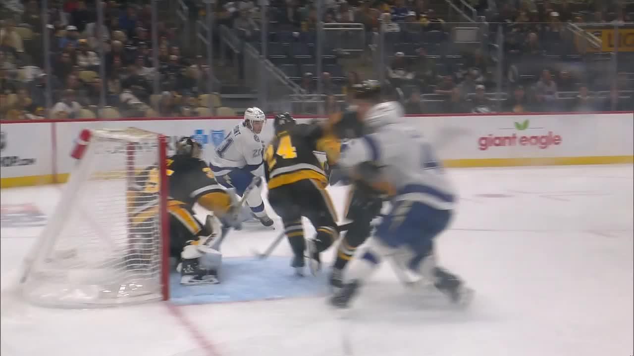 Brayden Point nets goal for Lightning - ESPN Video