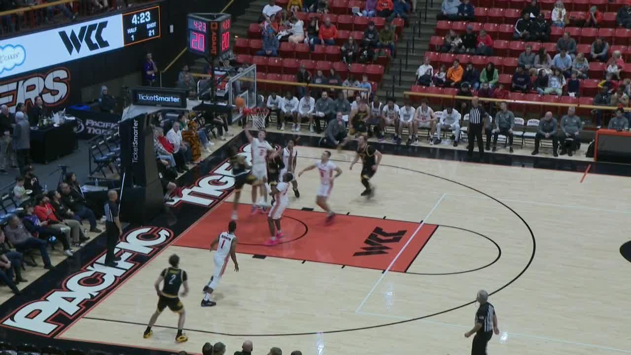 Elias Ralph elevates for the big-time swat - ESPN Video