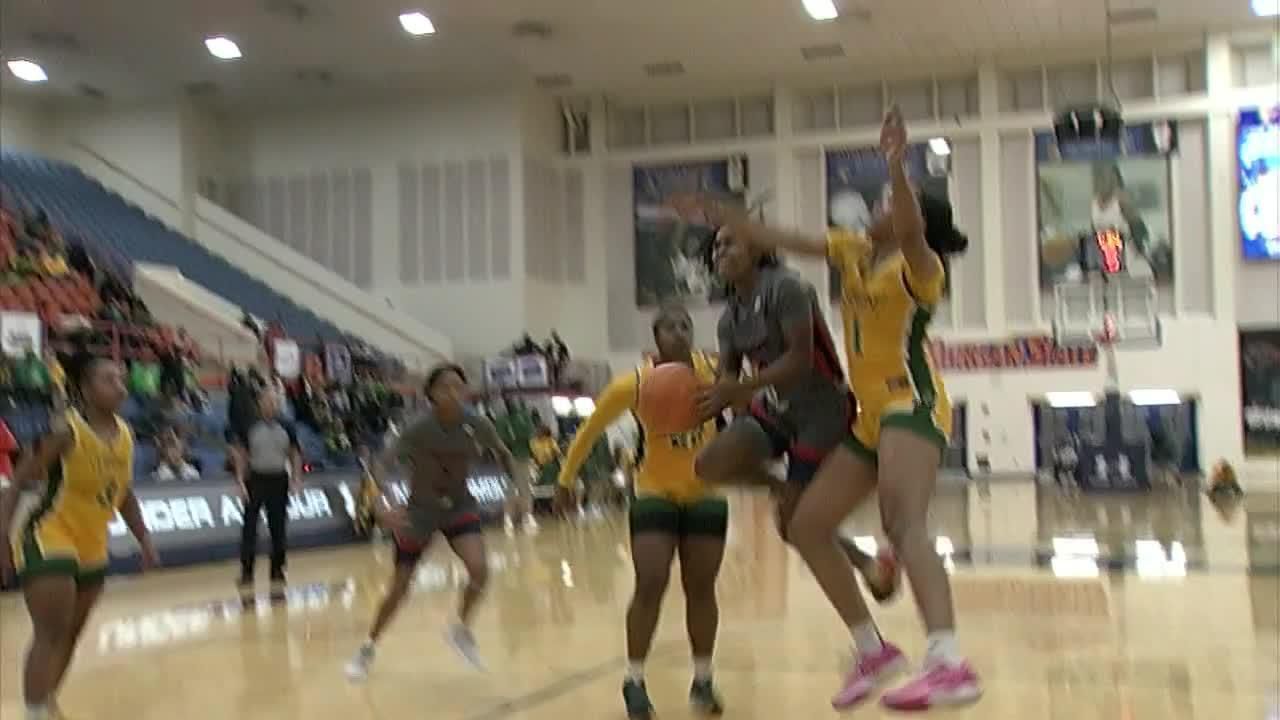 Tamaria Rumph with one of the day's best plays! - ESPN Video
