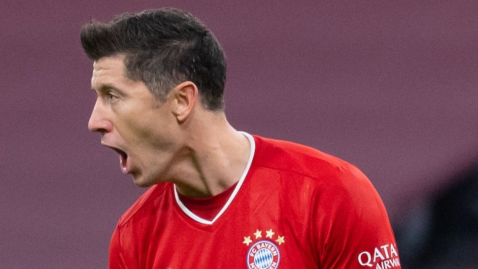 Lewandowski caps off the win with Bayern's 5th - ESPN Video