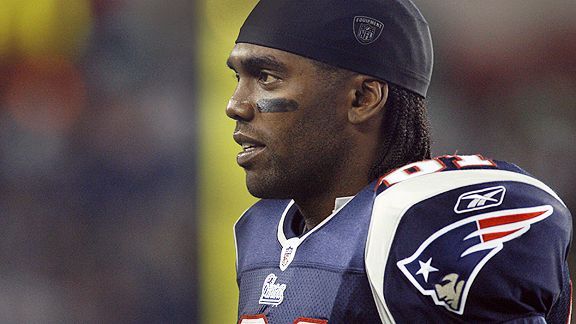 Randy Moss is enshrined in Canton, but is he a Patriots Hall of Famer ...