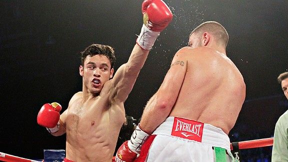Julio Cesar Chavez Jr. shines in win over Peter Manfredo - ESPN
