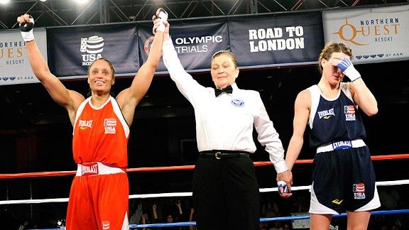 U.S. boxer Queen Underwood shifts her attention to worlds