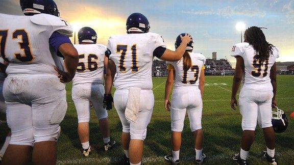 Erin DiMeglio a football natural at South Plantation - ESPN