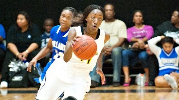 HoopGurlz: Raigyne Moncrief taking toughness to LSU Lady Tigers' women ...