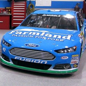 NASCAR - Petty Blue is back on the No. 43 car - ESPN