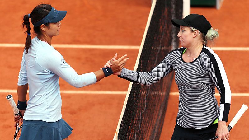 French Open 2013 -- Bethanie Mattek-Sands rallies past Li Na; Melanie ...