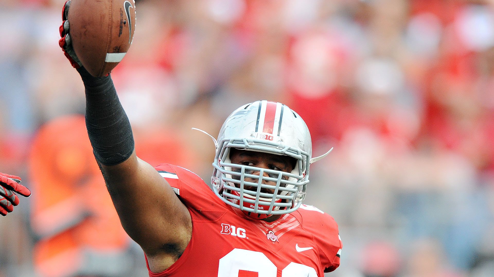 Michael Bennett thriving at defensive tackle for Ohio State Buckeyes ...