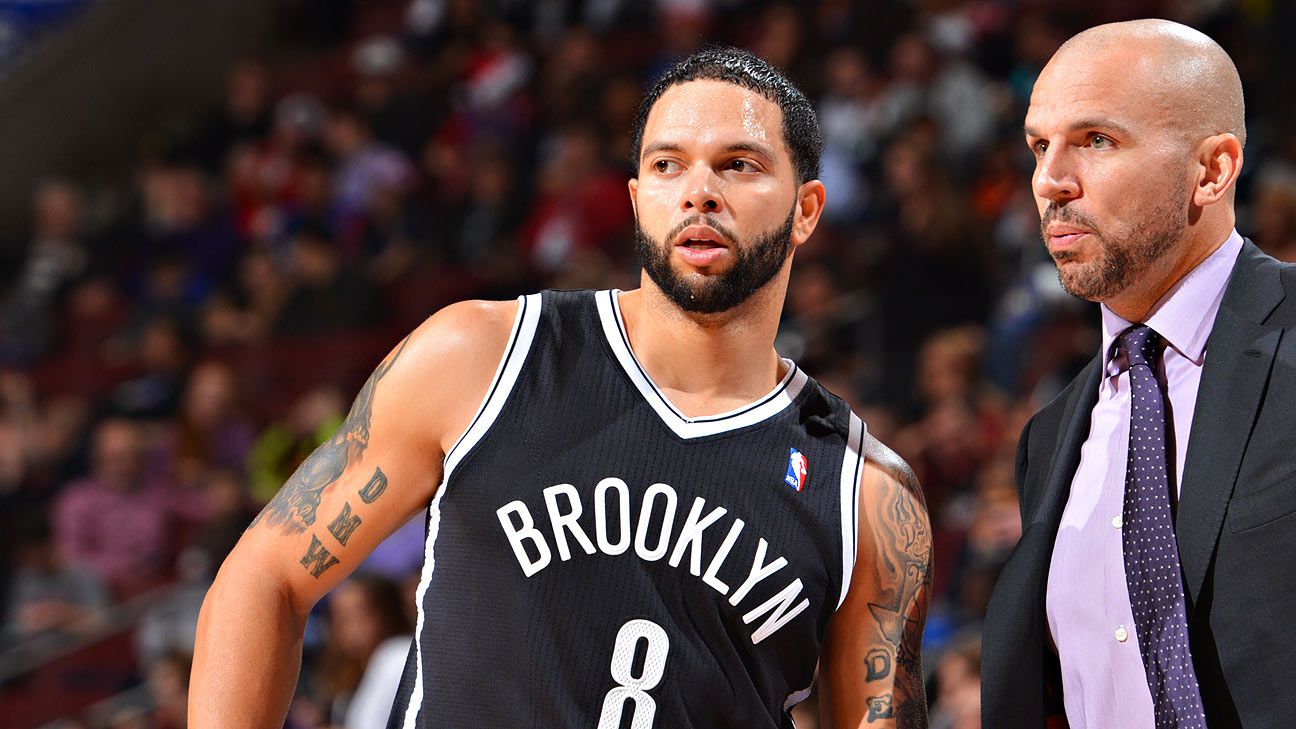 Deron Williams comes off bench - ESPN