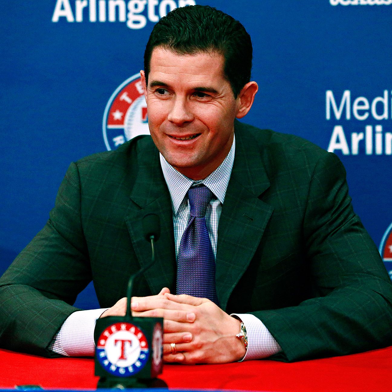 Michael Young officially retires with Texas Rangers