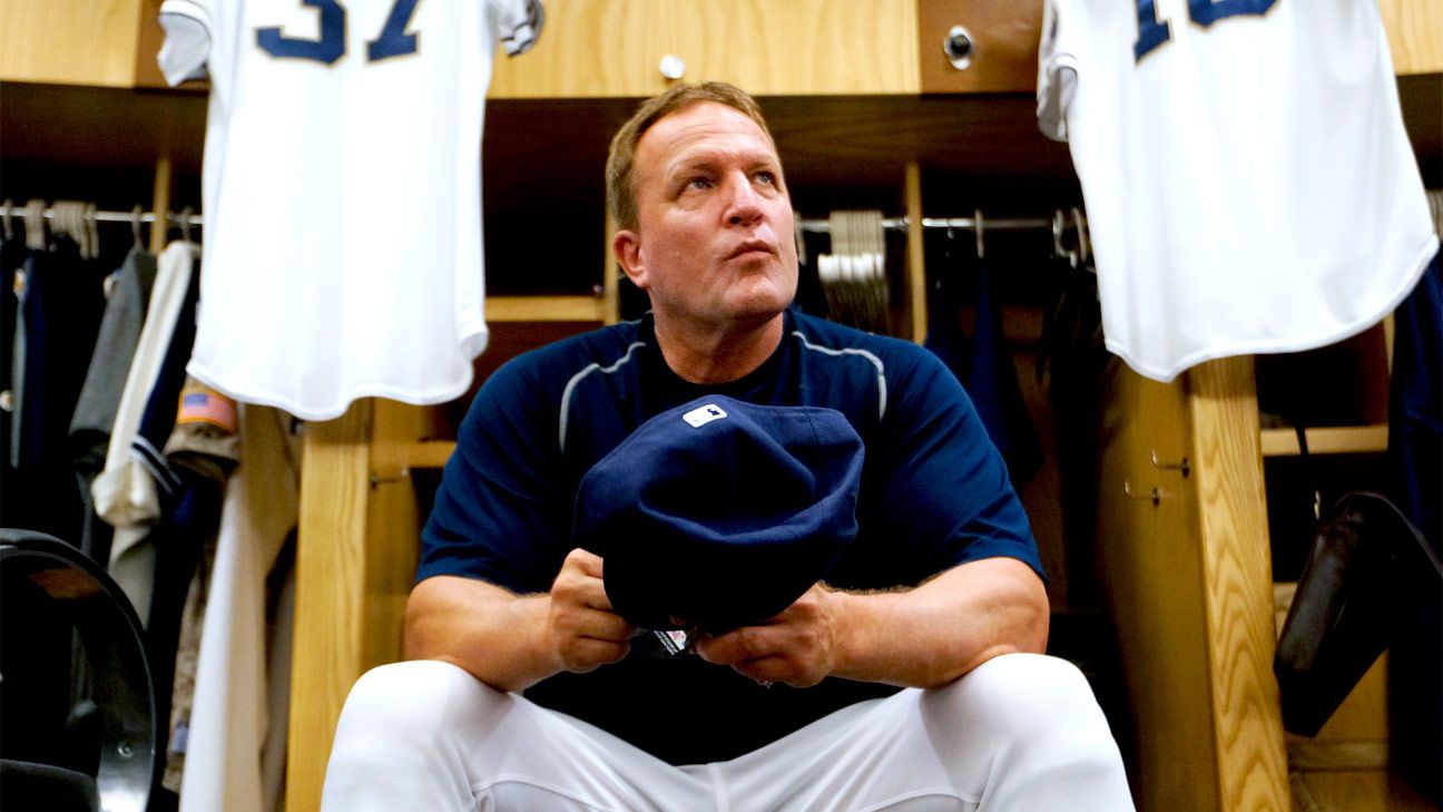 Milwaukee Brewers add former San Diego Padres interim manager Pat ...