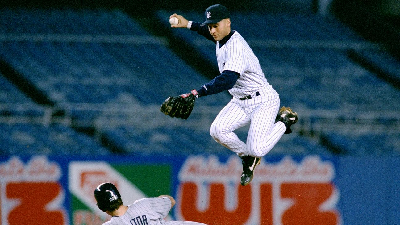 Derek Jeter of New York Yankees climbs to 8th place on all-time hit ...