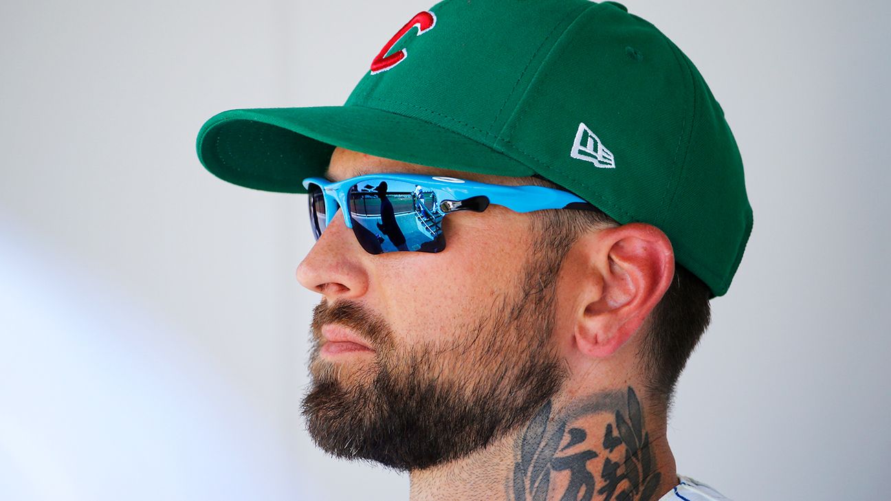 Boston Red Sox sign infielder Ryan Roberts