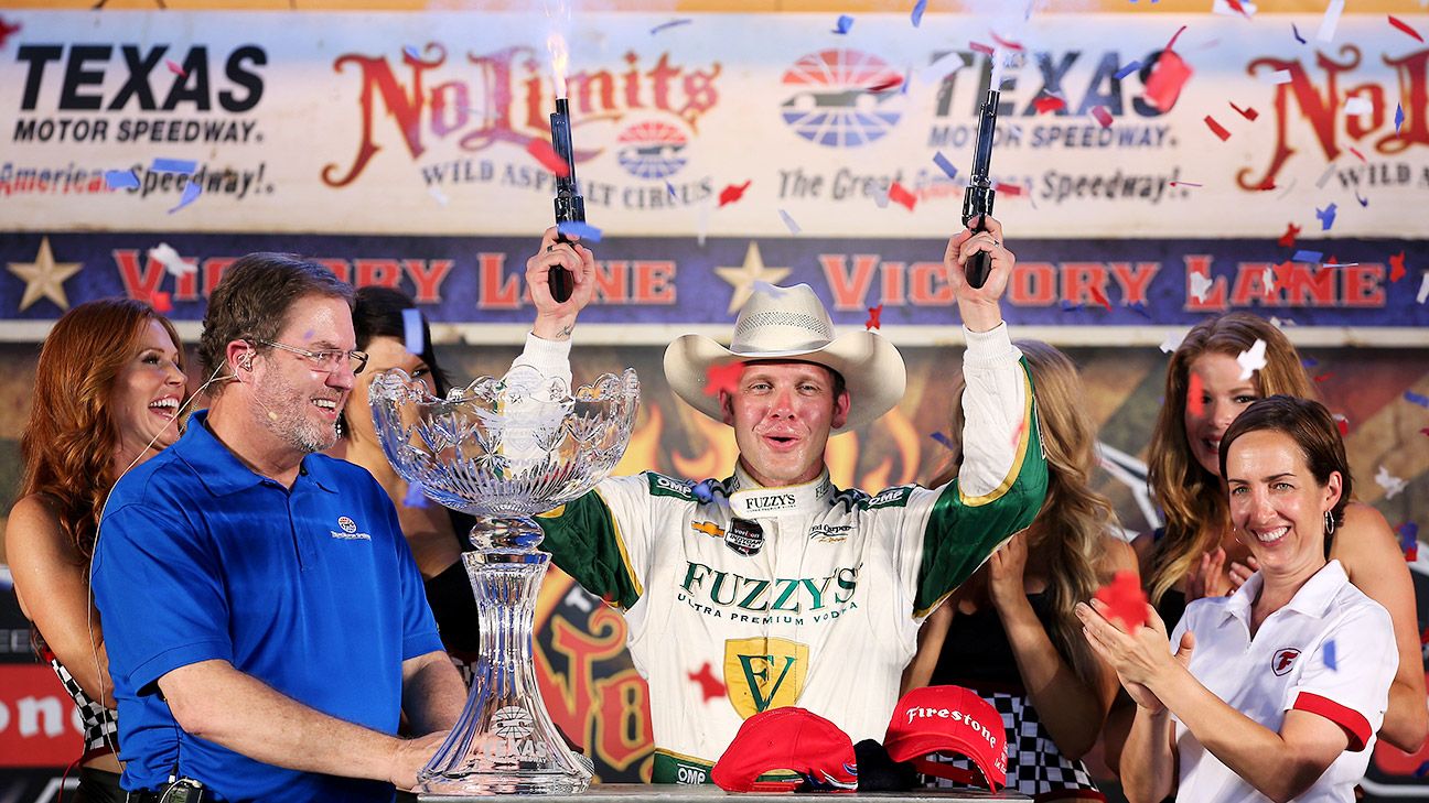 Ed Carpenter hangs on at Texas - ESPN