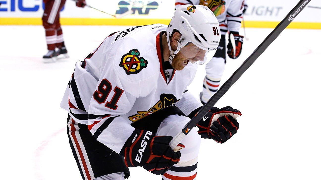 Chicago Blackhawks do away with scoring droughts in win at Arizona ...