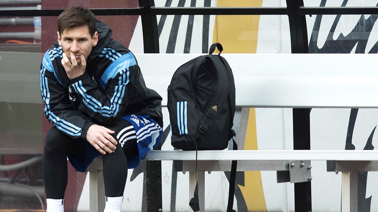 Barcelona's Lionel Messi and Jordi Alba come down with cases of 'FIFA ...