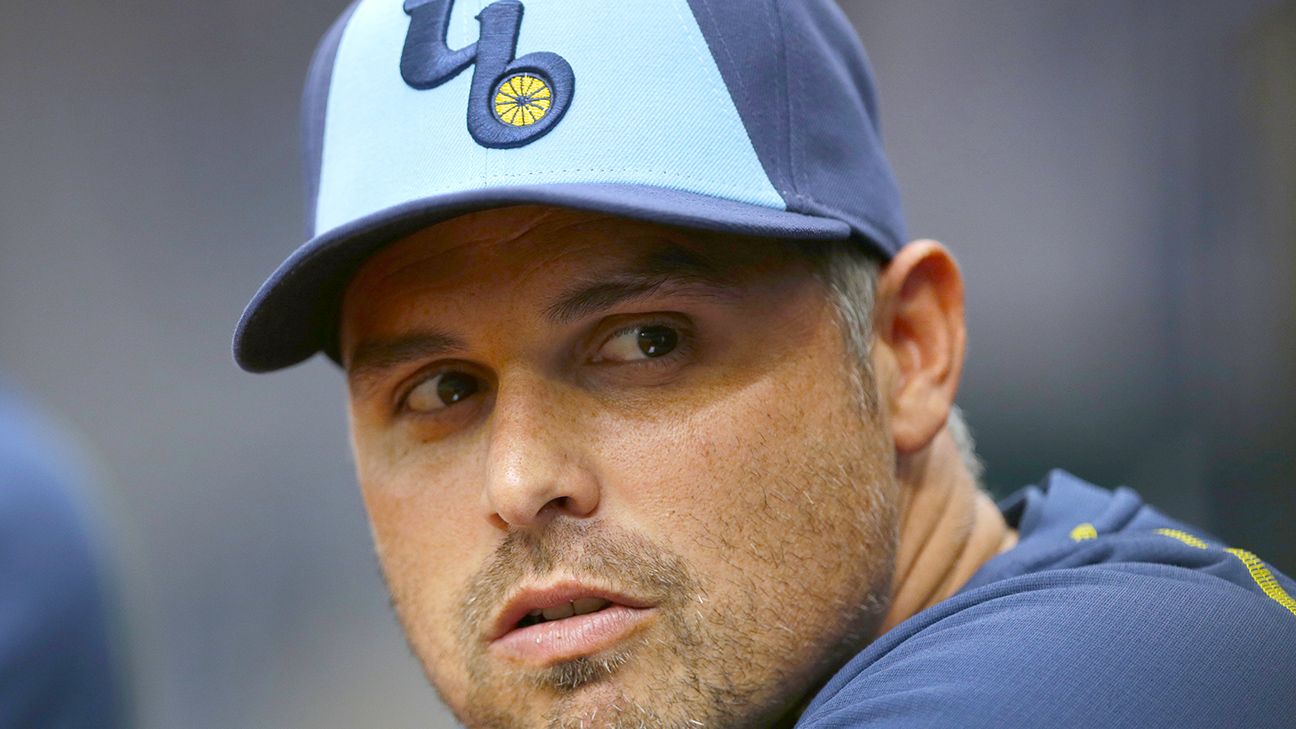 Former Red Sox C Kevin Cash turning heads as Tampa Bay Rays manager ...
