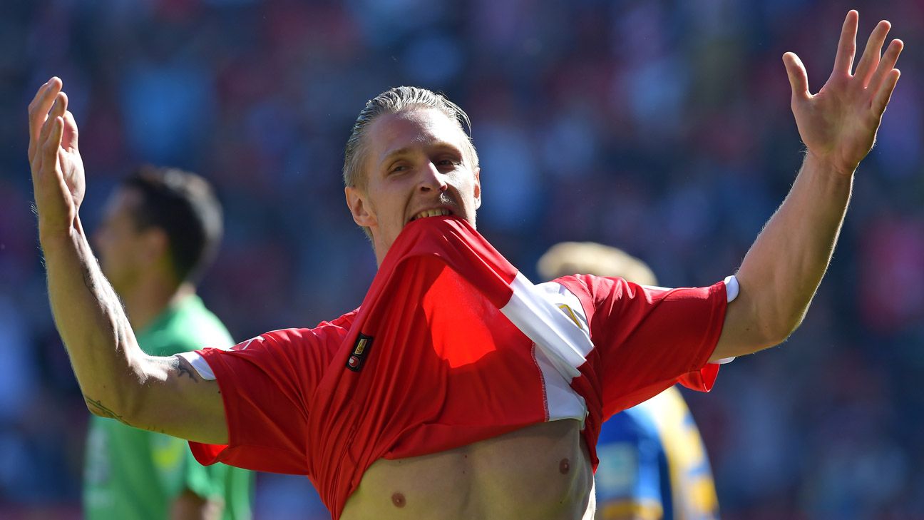 QPR sign German striker Sebastian Polter from Mainz - ESPN