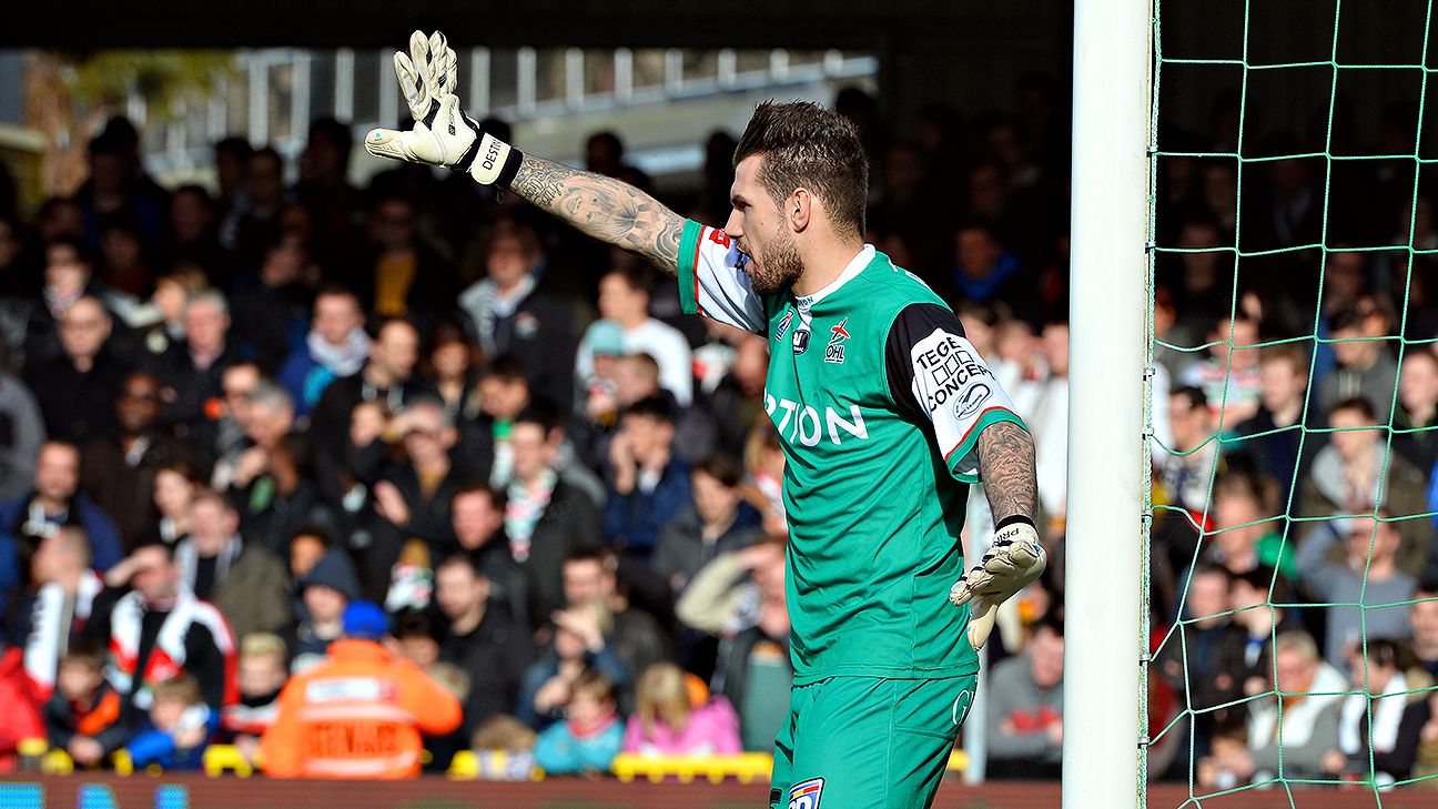 Celtic complete signing of Belgian goalkeeper Logan Bailly - ESPN