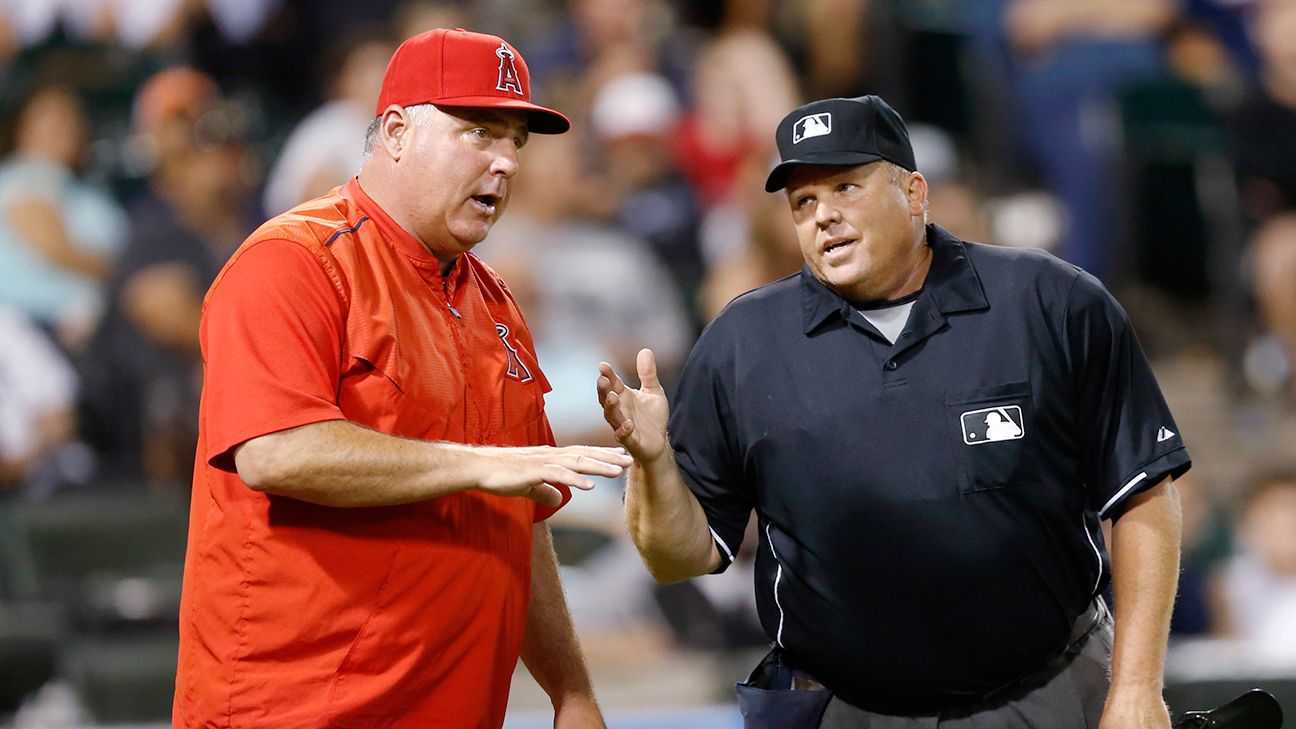 Umpire Fieldin Culbreth leaves game after Shohei Ohtani foul ball off mask