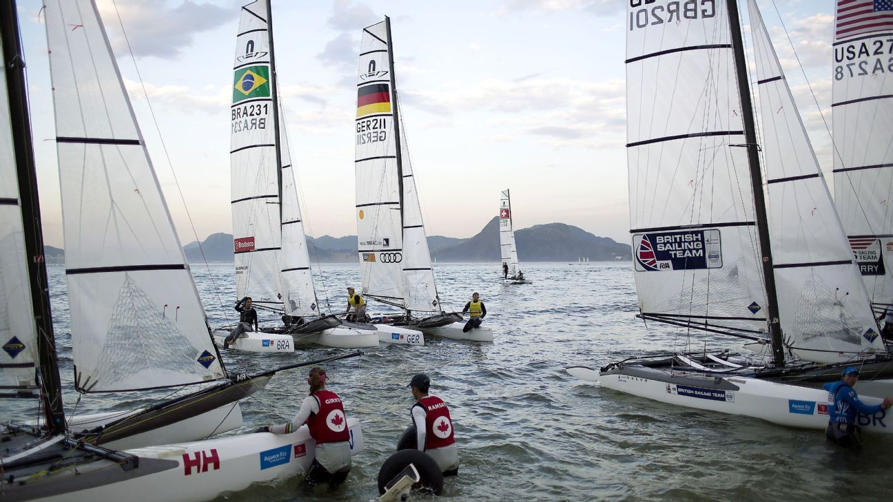 Olympic gold-medal sailor tells of robbery at gunpoint in Rio - ESPN