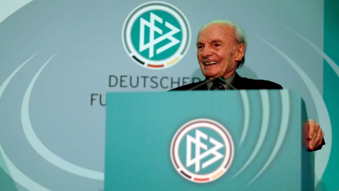 Bayern Munich lead tributes after coach Dettmar Cramer dies - ESPN