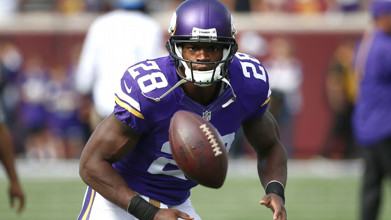 Adrian Peterson's fumble fixes: Boxing gloves and Brazilian jiu jitsu ...
