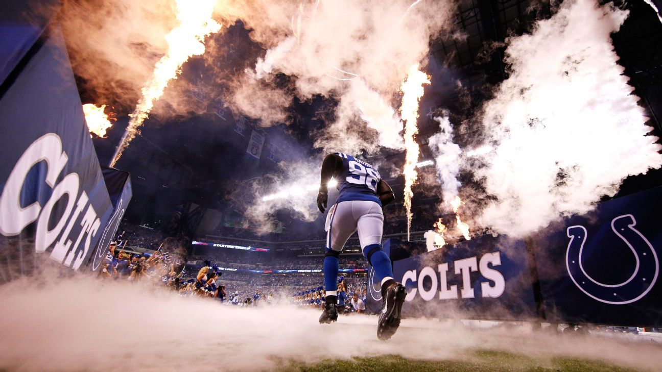 What's trending in the NFL: Vikings cut ties with mascot, Trump talks ...