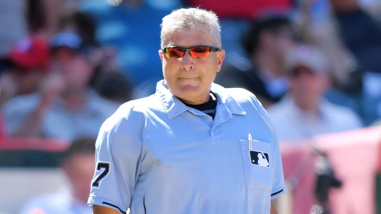 John Hirschbeck, Ted Barrett named chiefs of veteran ump crews for LCS ...