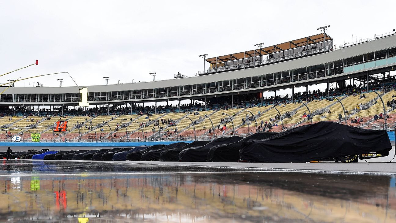 Ronnie 'The King' Davis dies from injuries sustained in drag racing ...