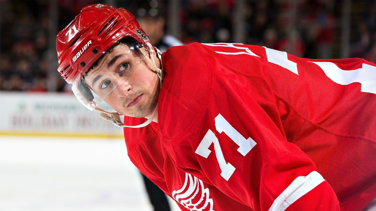 Red Wings' Dylan Larkin named rookie of the month - ESPN - Cross Checks ...
