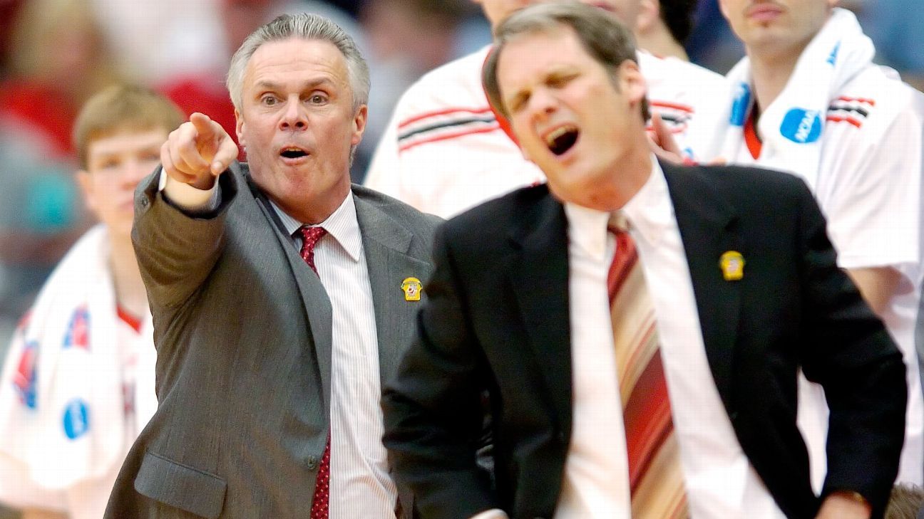 Longtime assistant coach Gary Close leaves Badgers - ESPN